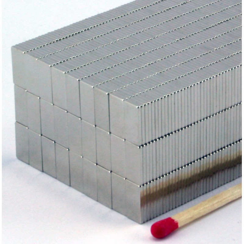Neodijumski magnet 10x5x1 mm 0,64 KG